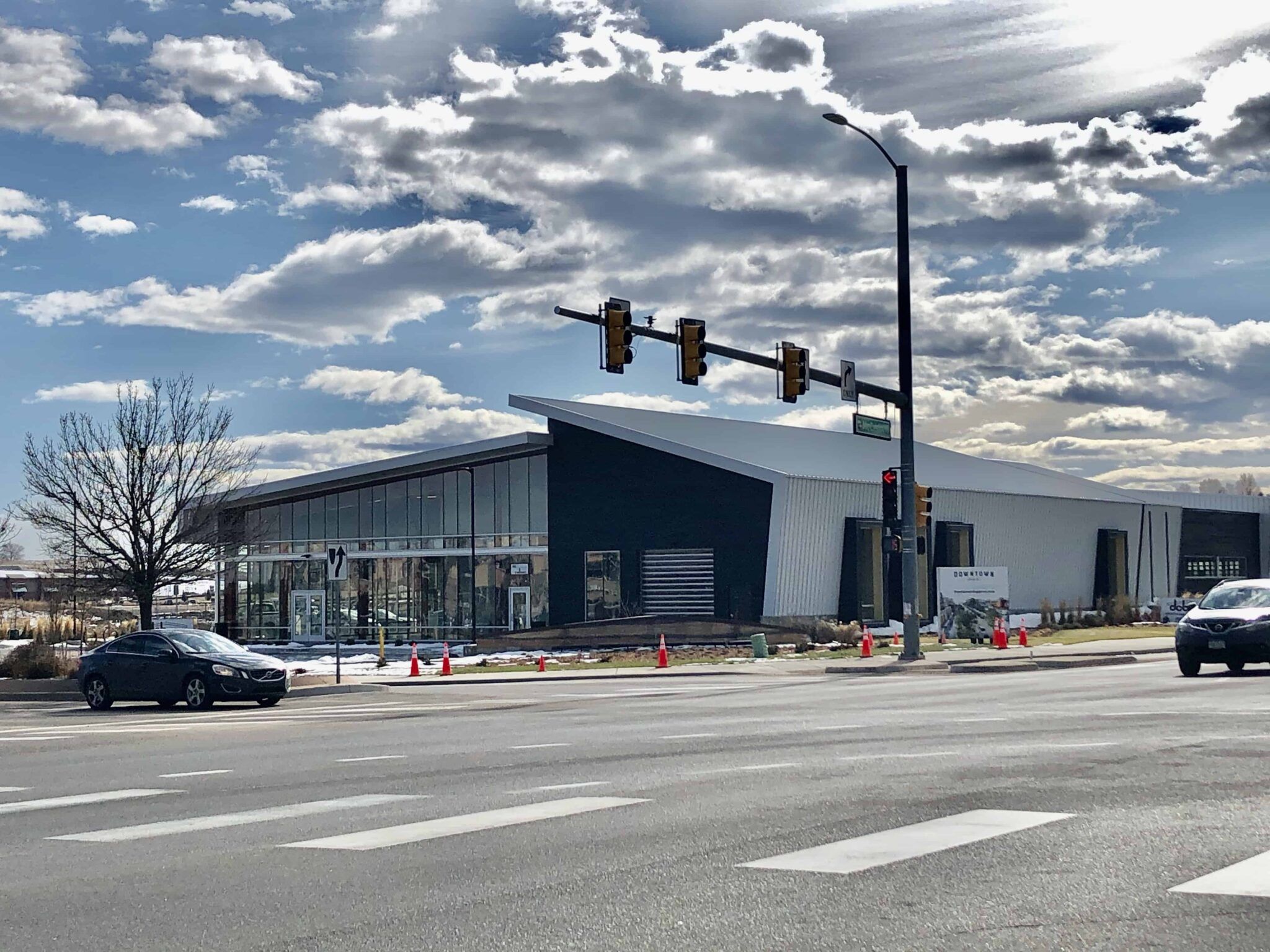 Superior Tesla dealership appears to have green light – BizWest